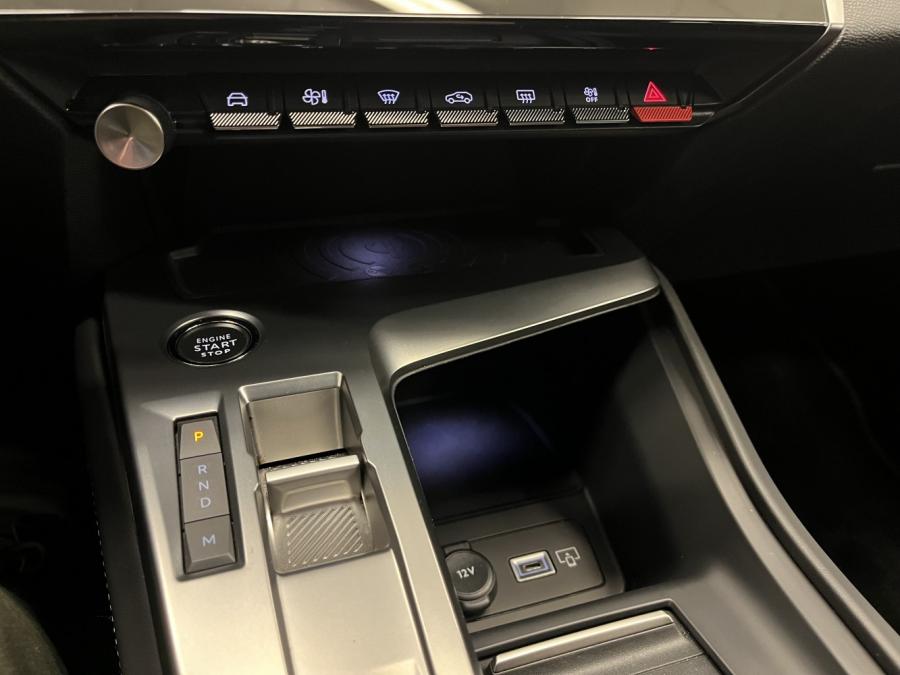 Peugeot 308 2023 Rīga, ar dzinēja tilpumu 1.50 L un nobraukumu 27 tūkst. km par 2490000 €, foto 19 vietnē AUTOMOTO.COM.LV