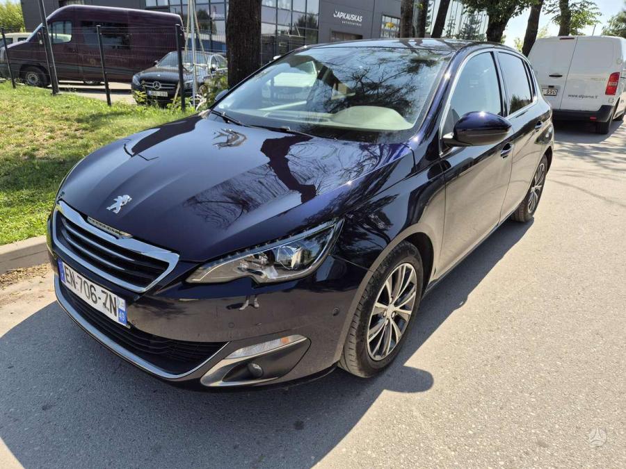 Violets Peugeot 308 2017 Kauņa, ar dzinēja tilpumu 1.20 L un nobraukumu 154 tūkst. km par 4800 €, foto 1 vietnē AUTOMOTO.COM.LV