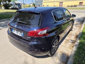 Violets Peugeot 308 2017 Kauņa, ar dzinēja tilpumu 1.20 L un nobraukumu 154 tūkst. km par 4800 €, foto 6 vietnē AUTOMOTO.COM.LV