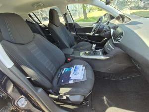 Violets Peugeot 308 2017 Kauņa, ar dzinēja tilpumu 1.20 L un nobraukumu 154 tūkst. km par 4800 €, foto 16 vietnē AUTOMOTO.COM.LV