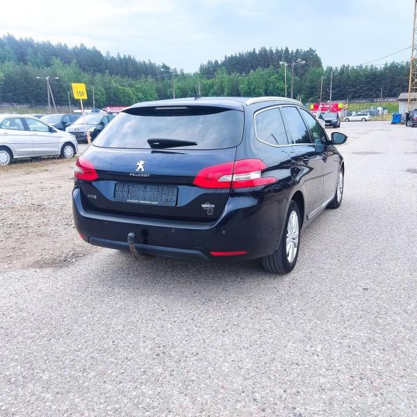 Violet Peugeot 308 2014 in Vilnius, with an engine capacity of 1.60 L and mileage of 258 thousand km for 4700 €, photo 6 on AUTOMOTO.COM.LV