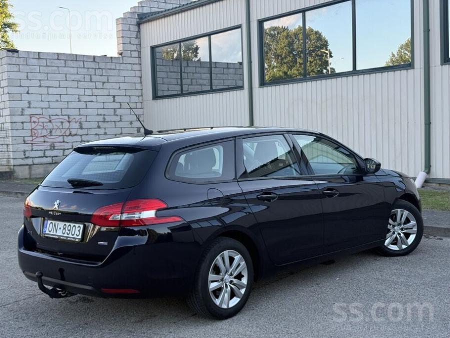 Violet Peugeot 308 2014 in Ogre, with an engine capacity of 1.60 L and mileage of 259 thousand km for 5390 €, photo 8 on AUTOMOTO.COM.LV