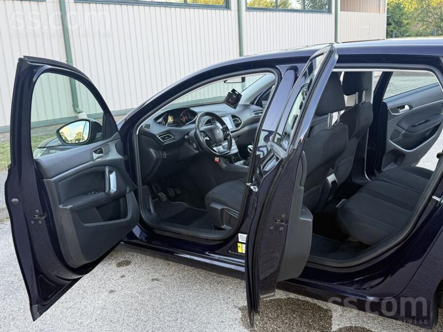 Violet Peugeot 308 2014 in Ogre, with an engine capacity of 1.60 L and mileage of 259 thousand km for 5390 €, photo 17 on AUTOMOTO.COM.LV
