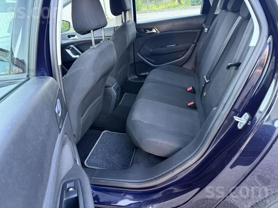 Violet Peugeot 308 2014 in Ogre, with an engine capacity of 1.60 L and mileage of 259 thousand km for 5390 €, photo 20 on AUTOMOTO.COM.LV