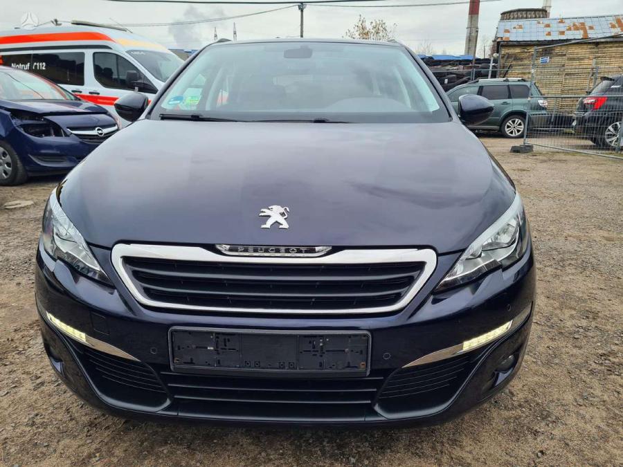 Violets Peugeot 308 2017 Kauņa, ar dzinēja tilpumu 1.56 L un nobraukumu 226 tūkst. km par 5400 €, foto 3 vietnē AUTOMOTO.COM.LV