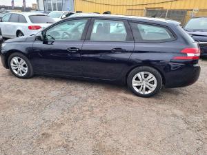 Violets Peugeot 308 2017 Kauņa, ar dzinēja tilpumu 1.56 L un nobraukumu 226 tūkst. km par 5400 €, foto 4 vietnē AUTOMOTO.COM.LV