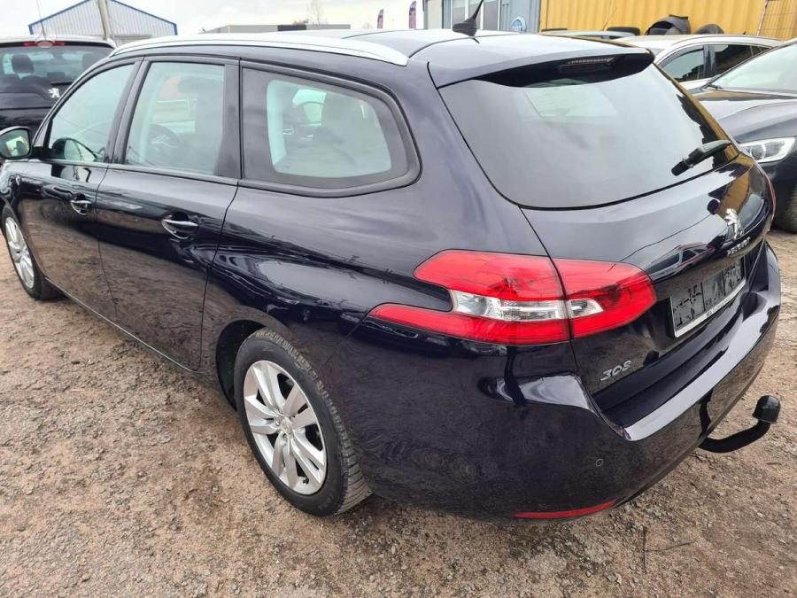 Violets Peugeot 308 2017 Kauņa, ar dzinēja tilpumu 1.56 L un nobraukumu 226 tūkst. km par 5400 €, foto 6 vietnē AUTOMOTO.COM.LV