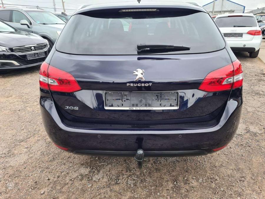 Violets Peugeot 308 2017 Kauņa, ar dzinēja tilpumu 1.56 L un nobraukumu 226 tūkst. km par 5400 €, foto 8 vietnē AUTOMOTO.COM.LV