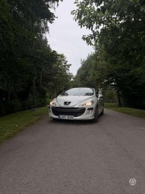 White Peugeot 308 2009 in Kaunas, with an engine capacity of 2.00 L and mileage of 349 thousand km for 4650 €, photo 9 on AUTOMOTO.COM.LV