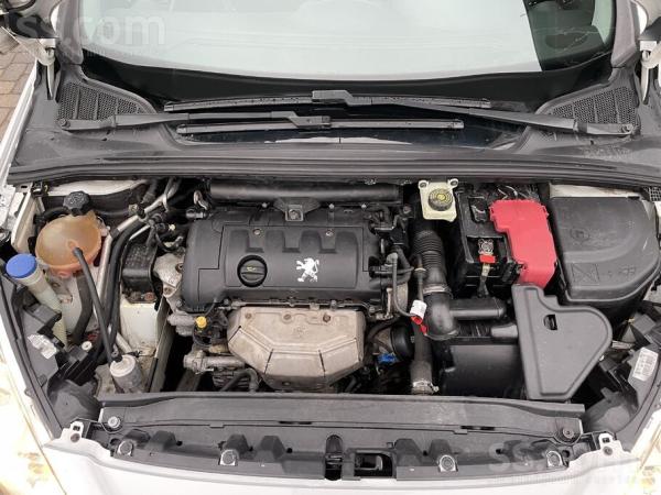 Balts Peugeot 308 2008 Talsi, ar dzinēja tilpumu 1.60 L un nobraukumu 197 tūkst. km par 3300 €, foto 10 vietnē AUTOMOTO.COM.LV