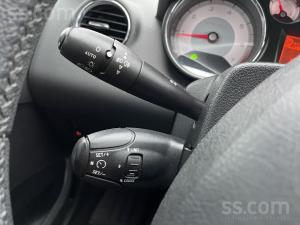 Balts Peugeot 308 2008 Talsi, ar dzinēja tilpumu 1.60 L un nobraukumu 197 tūkst. km par 3300 €, foto 13 vietnē AUTOMOTO.COM.LV