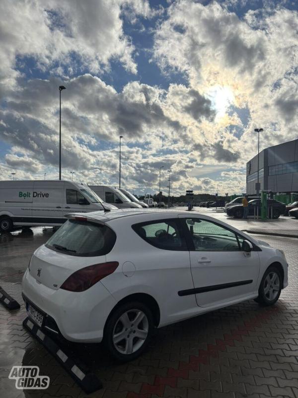 Balts Peugeot 308 2009 Ukmergė, ar dzinēja tilpumu 1.60 L un nobraukumu 315 tūkst. km par 1499 €, foto 4 vietnē AUTOMOTO.COM.LV