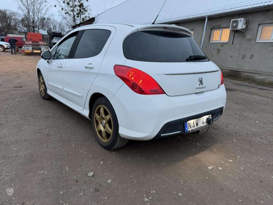 Balts Peugeot 308 2011 Kauņa, ar dzinēja tilpumu 1.56 L un nobraukumu 237 tūkst. km par 2200 €, foto 5 vietnē AUTOMOTO.COM.LV