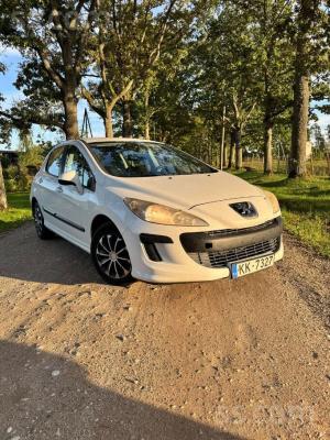 White Peugeot 308 2011 in Valmiera, with an engine capacity of 1.60 L and mileage of 333 thousand km for 2000 €, photo 3 on AUTOMOTO.COM.LV