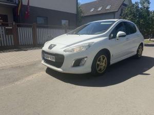 Balts Peugeot 308 2012 Kauņa, ar dzinēja tilpumu 1.56 L un nobraukumu 236 tūkst. km par 2200 €, foto  vietnē AUTOMOTO.COM.LV