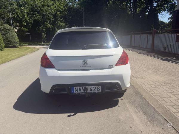 Balts Peugeot 308 2012 Kauņa, ar dzinēja tilpumu 1.56 L un nobraukumu 236 tūkst. km par 2200 €, foto 5 vietnē AUTOMOTO.COM.LV