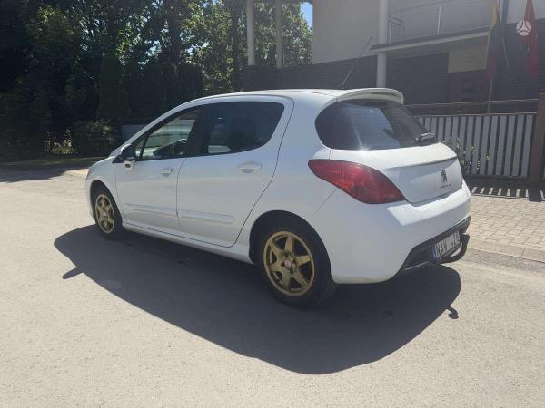 Balts Peugeot 308 2012 Kauņa, ar dzinēja tilpumu 1.56 L un nobraukumu 236 tūkst. km par 2200 €, foto 6 vietnē AUTOMOTO.COM.LV