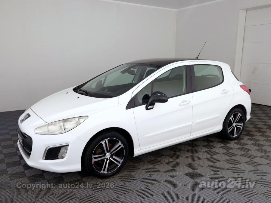 Белый Пежо 308 2012 в Таллин, объемом двигателя 1.60 л и пробегом 279 тыс. км за 1999 €, фото 3 на AUTOMOTO.COM.LV