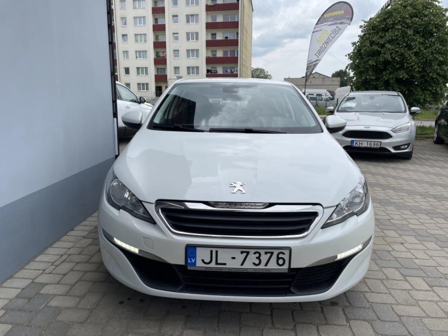 Белый Пежо 308 2013 в Рига, объемом двигателя 1.60 л и пробегом 170 тыс. км за 4900 €, фото 5 на AUTOMOTO.COM.LV