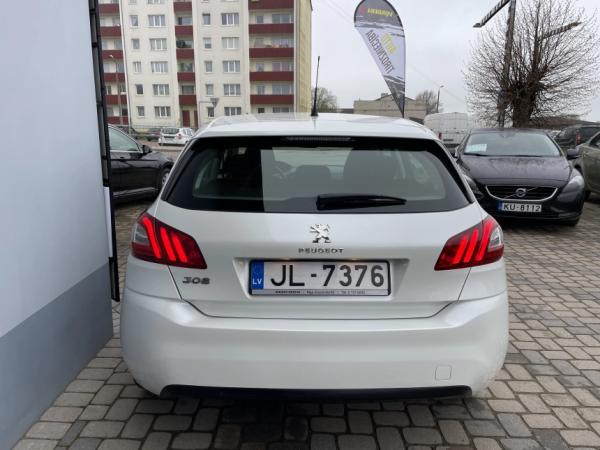 White Peugeot 308 2013 in Riga, with an engine capacity of 1.60 L and mileage of 170 thousand km for 4900 €, photo 8 on AUTOMOTO.COM.LV