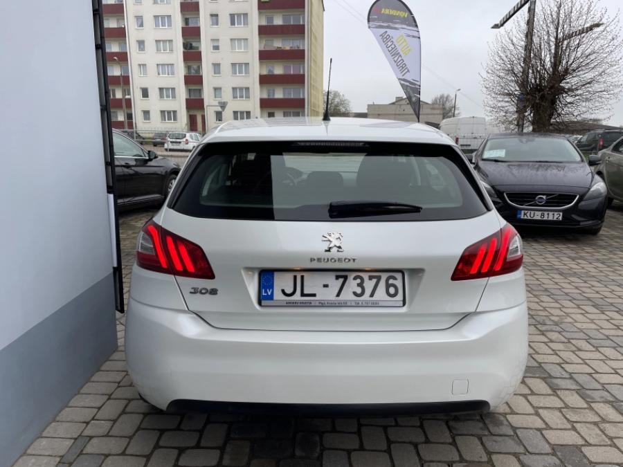 Белый Пежо 308 2013 в Рига, объемом двигателя 1.60 л и пробегом 170 тыс. км за 4900 €, фото 9 на AUTOMOTO.COM.LV