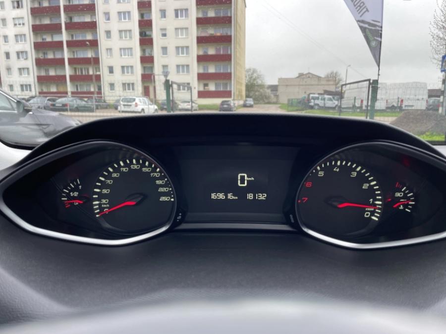 Белый Пежо 308 2013 в Рига, объемом двигателя 1.60 л и пробегом 170 тыс. км за 4900 €, фото 28 на AUTOMOTO.COM.LV