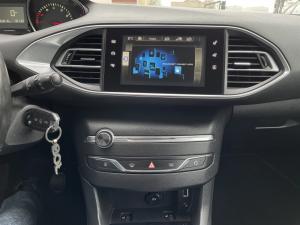 Белый Пежо 308 2013 в Рига, объемом двигателя 1.60 л и пробегом 170 тыс. км за 4900 €, фото 35 на AUTOMOTO.COM.LV