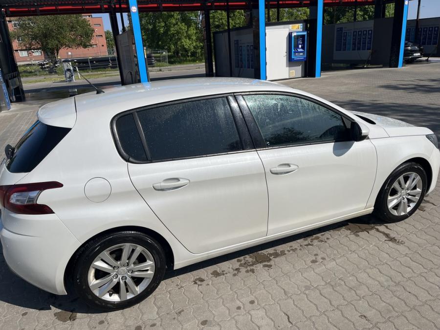 Белый Пежо 308 2013 в Силламяэ, объемом двигателя 1.60 л и пробегом 116 тыс. км за 4950 €, фото 12 на AUTOMOTO.COM.LV