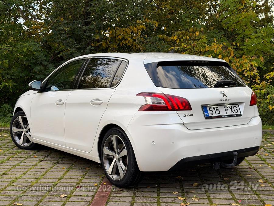 Balts Peugeot 308 2013 Tallina, ar dzinēja tilpumu 1.60 L un nobraukumu 162 tūkst. km par 5700 €, foto 4 vietnē AUTOMOTO.COM.LV