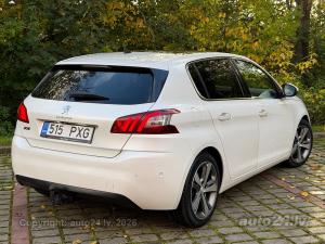 Balts Peugeot 308 2013 Tallina, ar dzinēja tilpumu 1.60 L un nobraukumu 162 tūkst. km par 5700 €, foto 5 vietnē AUTOMOTO.COM.LV