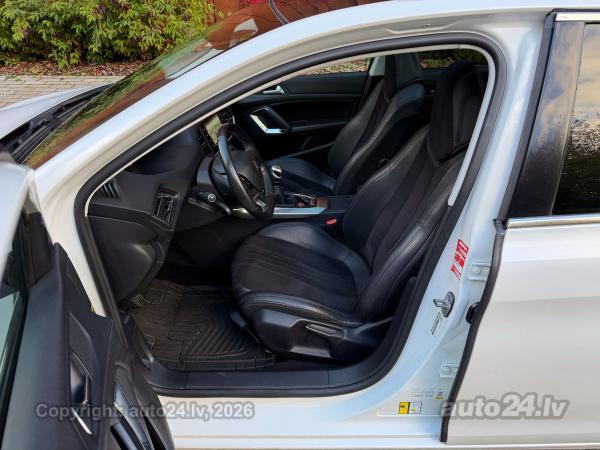 Balts Peugeot 308 2013 Tallina, ar dzinēja tilpumu 1.60 L un nobraukumu 162 tūkst. km par 5700 €, foto 9 vietnē AUTOMOTO.COM.LV