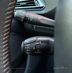 Balts Peugeot 308 2013 Tallina, ar dzinēja tilpumu 1.60 L un nobraukumu 162 tūkst. km par 5700 €, foto 21 vietnē AUTOMOTO.COM.LV
