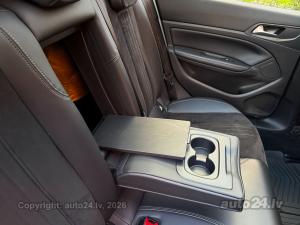 Balts Peugeot 308 2013 Tallina, ar dzinēja tilpumu 1.60 L un nobraukumu 162 tūkst. km par 5700 €, foto 27 vietnē AUTOMOTO.COM.LV