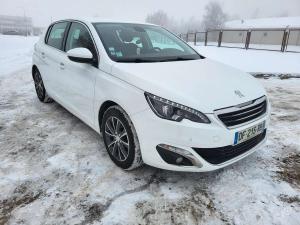 White Peugeot 308 2014 in Taurage, with an engine capacity of 1.20 L and mileage of 185 thousand km for 5200 €, photo 2 on AUTOMOTO.COM.LV