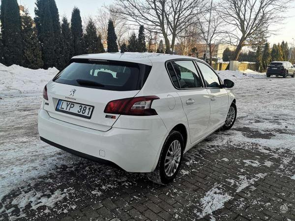 White Peugeot 308 2014 in Klaipeda, with an engine capacity of 1.60 L and mileage of 296 thousand km for 3990 €, photo 6 on AUTOMOTO.COM.LV
