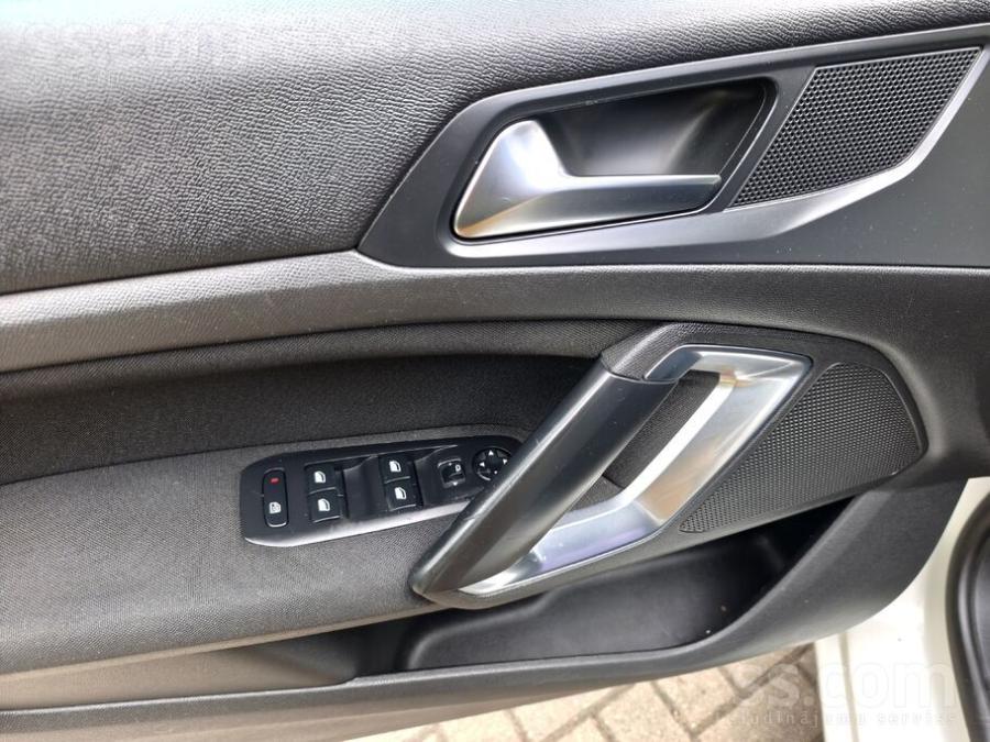 Balts Peugeot 308 2014 Jelgava, ar dzinēja tilpumu 1.60 L un nobraukumu 0 tūkst. km par 3990 €, foto 19 vietnē AUTOMOTO.COM.LV