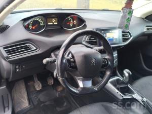Белый Пежо 308 2014 в Елгава, объемом двигателя 1.50 л и пробегом 209 тыс. км за 3800 €, фото 9 на AUTOMOTO.COM.LV