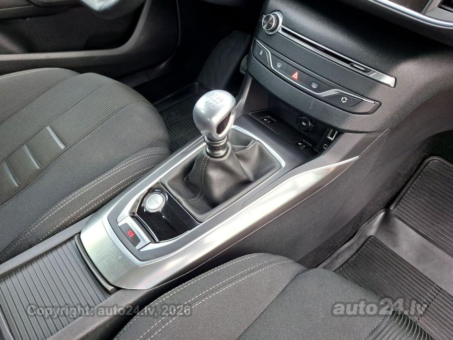 Balts Peugeot 308 2014 Tartu, ar dzinēja tilpumu 1.60 L un nobraukumu 170 tūkst. km par 4990 €, foto 16 vietnē AUTOMOTO.COM.LV