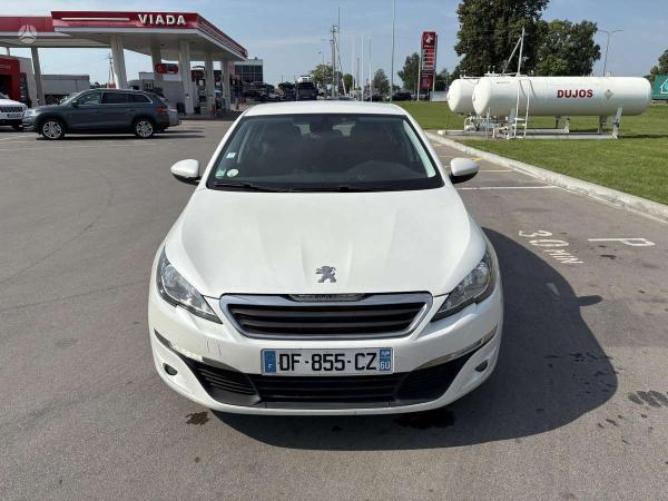 White Peugeot 308 2014 in Taurage, with an engine capacity of 1.56 L and mileage of 309 thousand km for 3500 €, photo 8 on AUTOMOTO.COM.LV