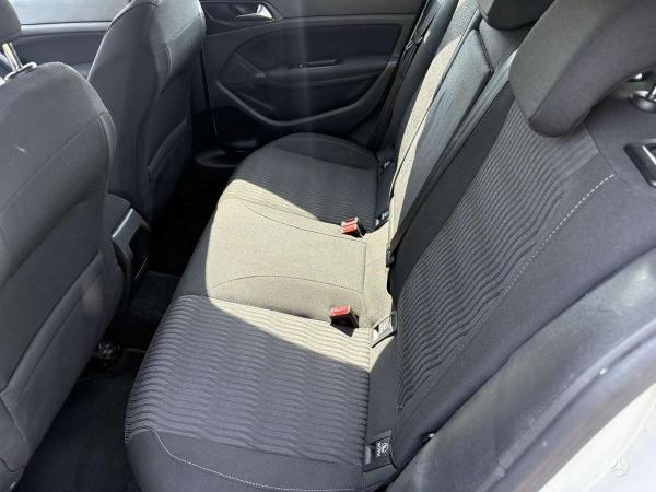 White Peugeot 308 2014 in Taurage, with an engine capacity of 1.56 L and mileage of 309 thousand km for 3500 €, photo 10 on AUTOMOTO.COM.LV