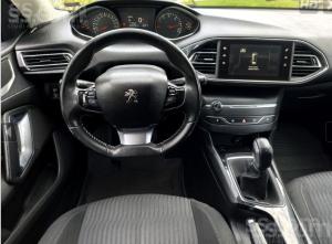 Balts Peugeot 308 2014 Rīga, ar dzinēja tilpumu 1.60 L un nobraukumu 221 tūkst. km par 4200 €, foto 5 vietnē AUTOMOTO.COM.LV