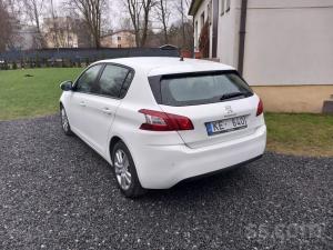 White Peugeot 308 2015 in Riga, with an engine capacity of 1.60 L and mileage of 161 thousand km for 3900 €, photo 2 on AUTOMOTO.COM.LV