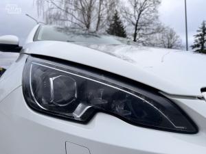 White Peugeot 308 2015 in Taurage, with an engine capacity of 1.20 L and mileage of 115 thousand km for 4499 €, photo 3 on AUTOMOTO.COM.LV