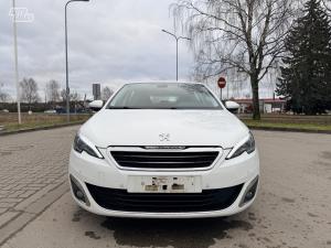 White Peugeot 308 2015 in Taurage, with an engine capacity of 1.20 L and mileage of 115 thousand km for 4499 €, photo 5 on AUTOMOTO.COM.LV