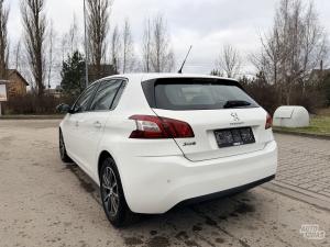 White Peugeot 308 2015 in Taurage, with an engine capacity of 1.20 L and mileage of 115 thousand km for 4499 €, photo 9 on AUTOMOTO.COM.LV