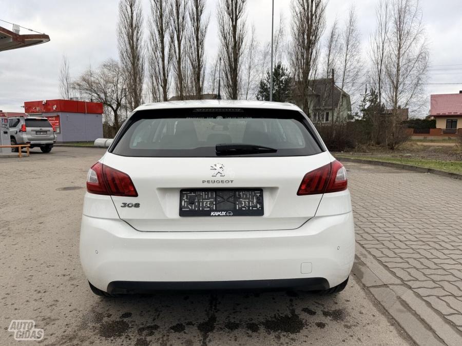 White Peugeot 308 2015 in Taurage, with an engine capacity of 1.20 L and mileage of 115 thousand km for 4499 €, photo 10 on AUTOMOTO.COM.LV