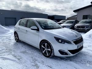 Balts Peugeot 308 2015 Viļņa, ar dzinēja tilpumu 1.20 L un nobraukumu 160 tūkst. km par 4850 €, foto  vietnē AUTOMOTO.COM.LV