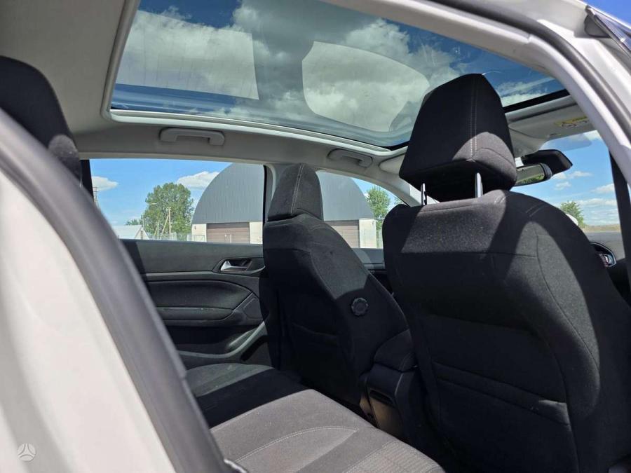 Balts Peugeot 308 2015 Tauragė, ar dzinēja tilpumu 1.20 L un nobraukumu 166 tūkst. km par 4500 €, foto 7 vietnē AUTOMOTO.COM.LV