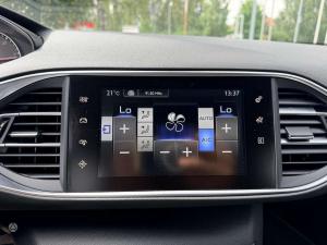 White Peugeot 308 2015 in Taurage, with an engine capacity of 1.56 L and mileage of 210 thousand km for 7499 €, photo 23 on AUTOMOTO.COM.LV