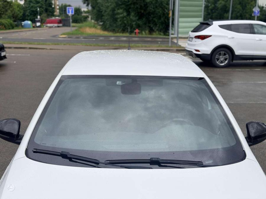 Белый Пежо 308 2015 в Таураге, объемом двигателя 1.56 л и пробегом 210 тыс. км за 7499 €, фото 6 на AUTOMOTO.COM.LV